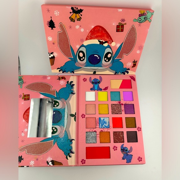 Lilo & Stitch | Makeup | Lilo Stitch Christmas Eyeshadow Palette New ...